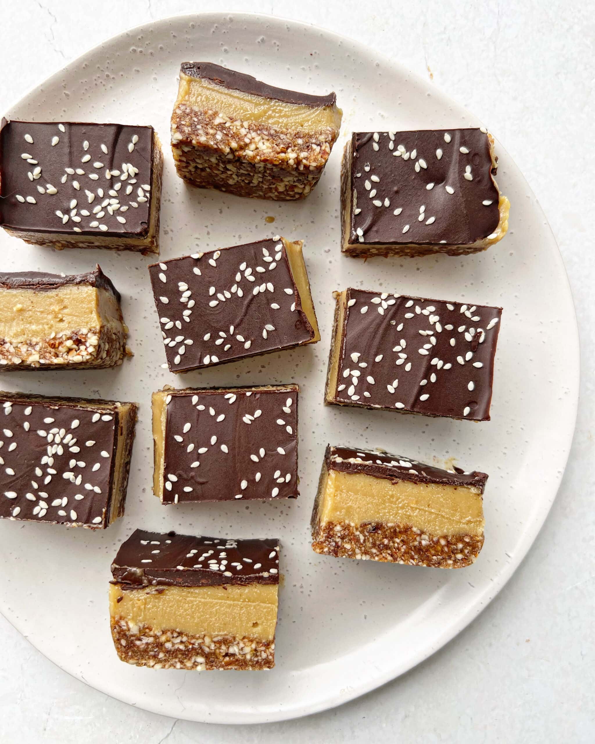 No-Bake Tahini Caramel Dessert Bars - Nourish & Tempt